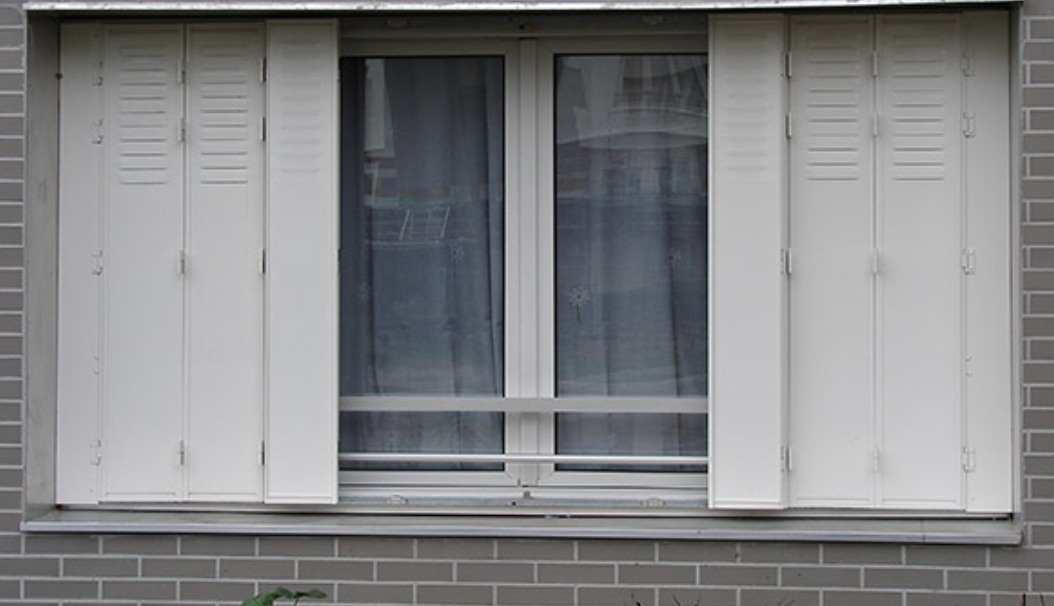 Persienne Ferasca en Acier | Fenêtres Consulting 92 Garches